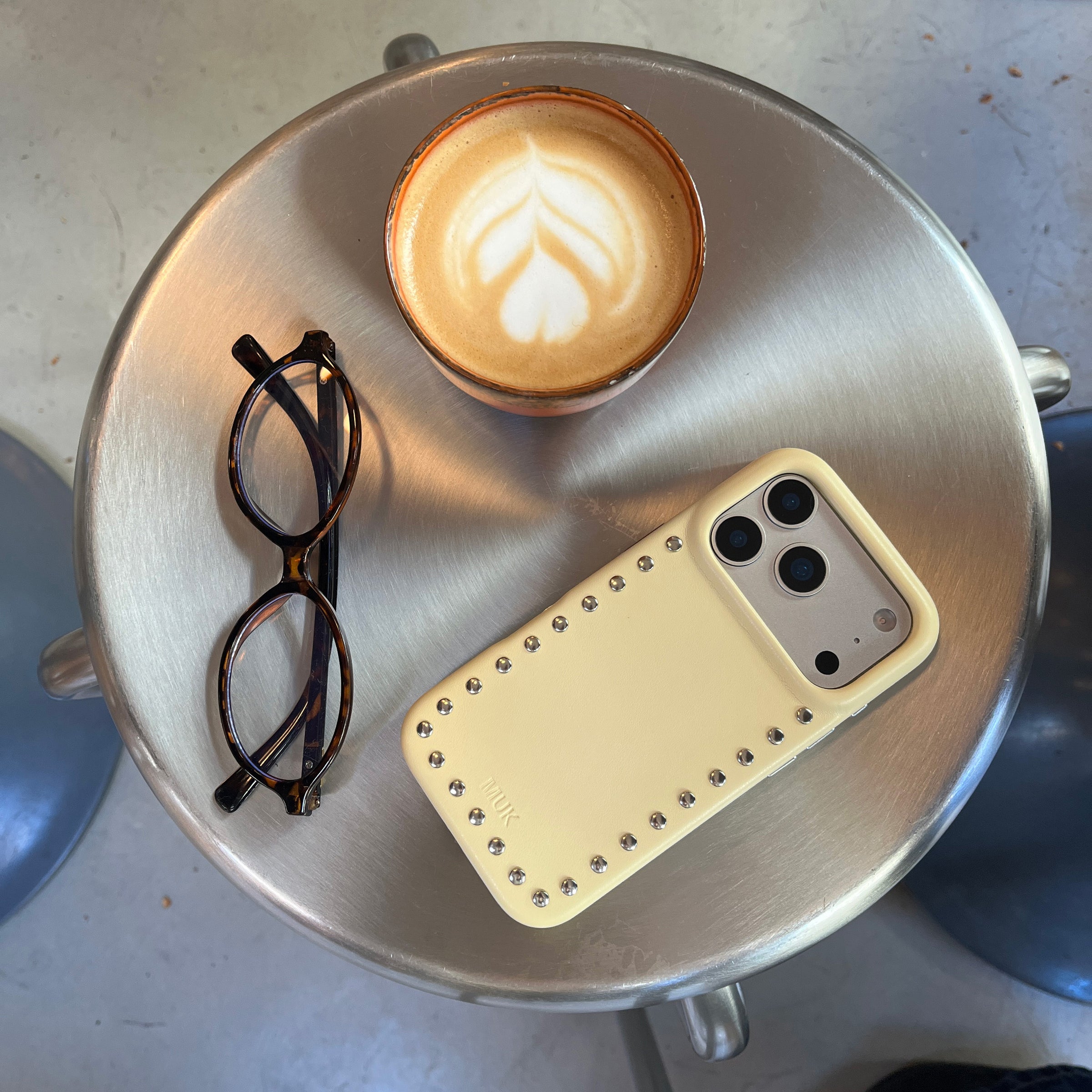 Butter Studs Mobile Phone Case – Muk Barcelona